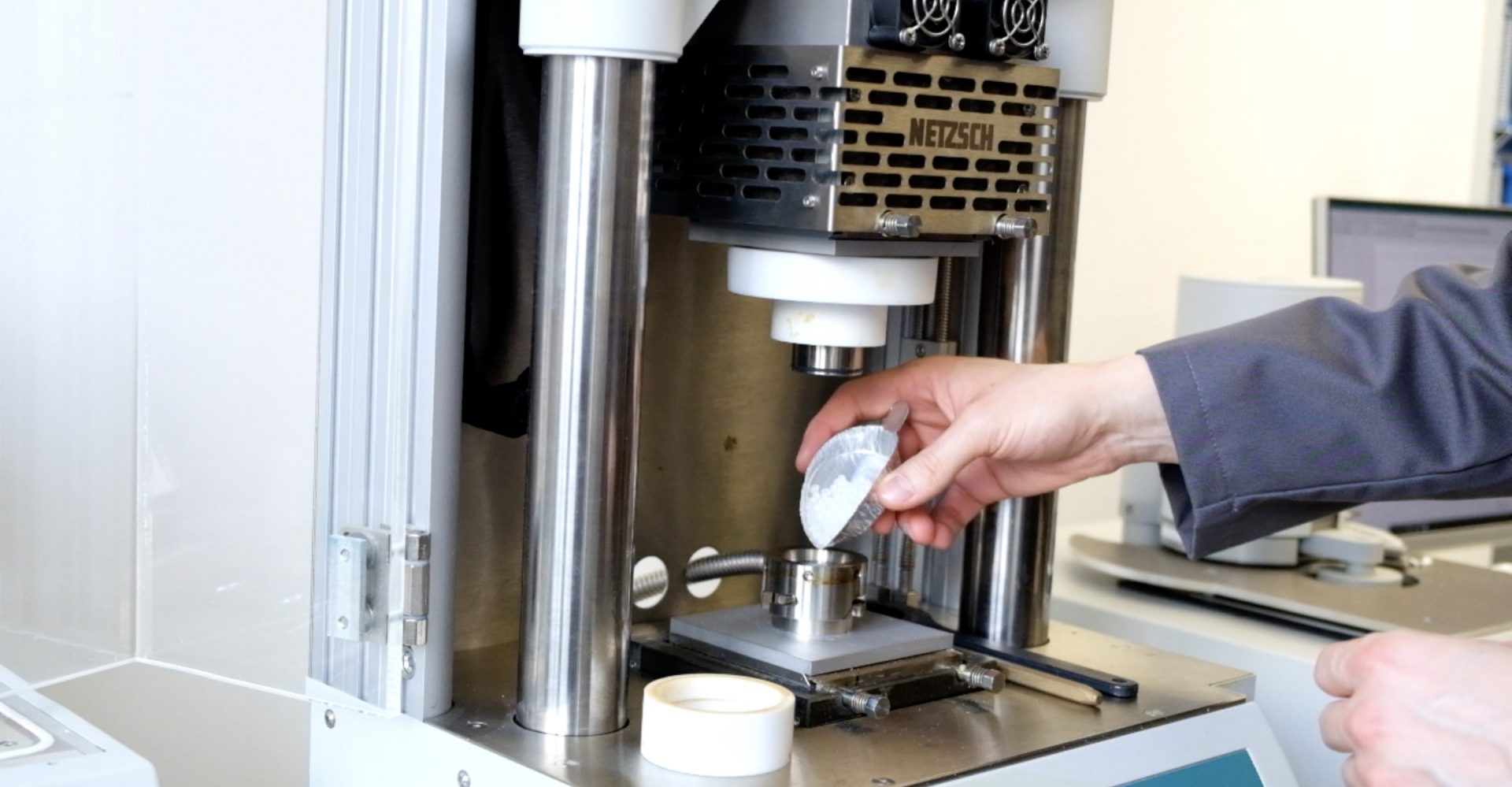 Free Material Characterization by sensXPERT | apriori pr & marketing